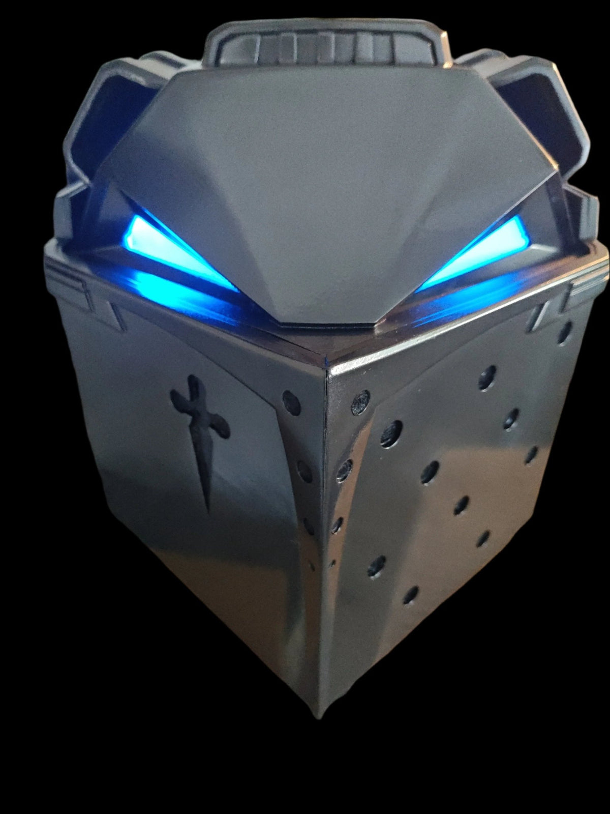 Silver Warden Helmet (Cosplay) – Mediocre Studios