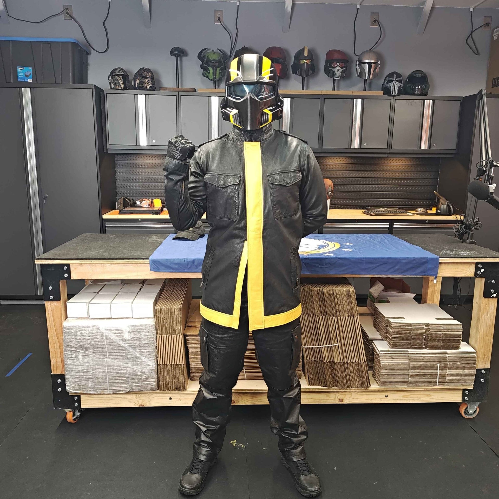 Helldivers Costume and Cosplay Armor - Mediocre Studios